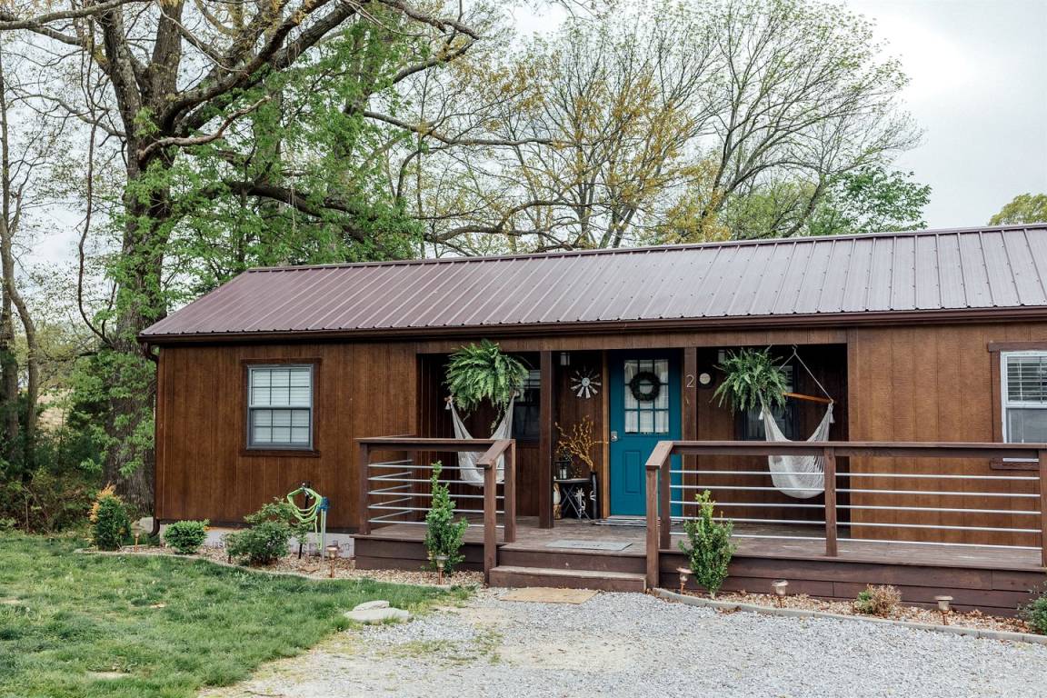 House ∙ 1 Bedroom ∙ 4 Guests - Marion, IL