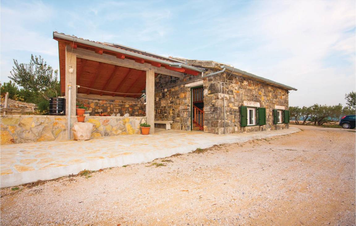 67 M² Huis ∙ 4 Gasten - Tisno
