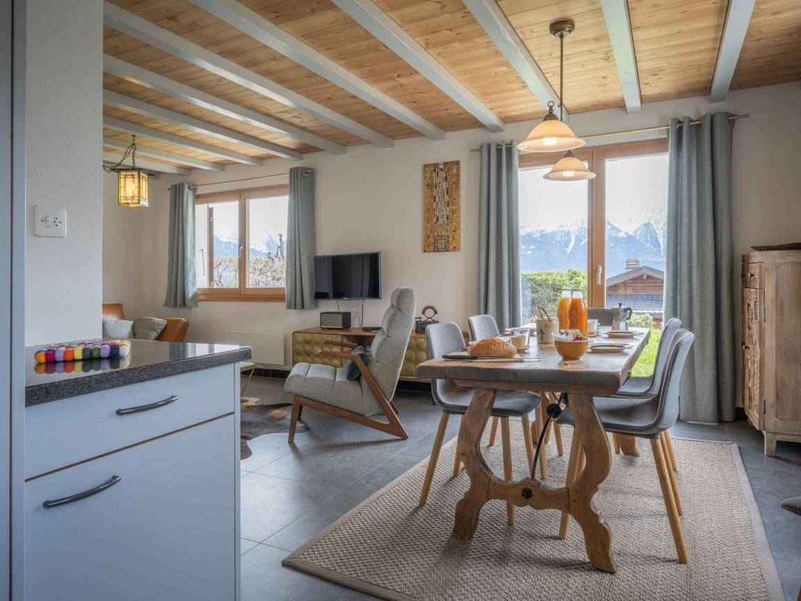 84 M² Maison De Vacances ∙ 3 Chambres ∙ 5 Personnes - Ovronnaz