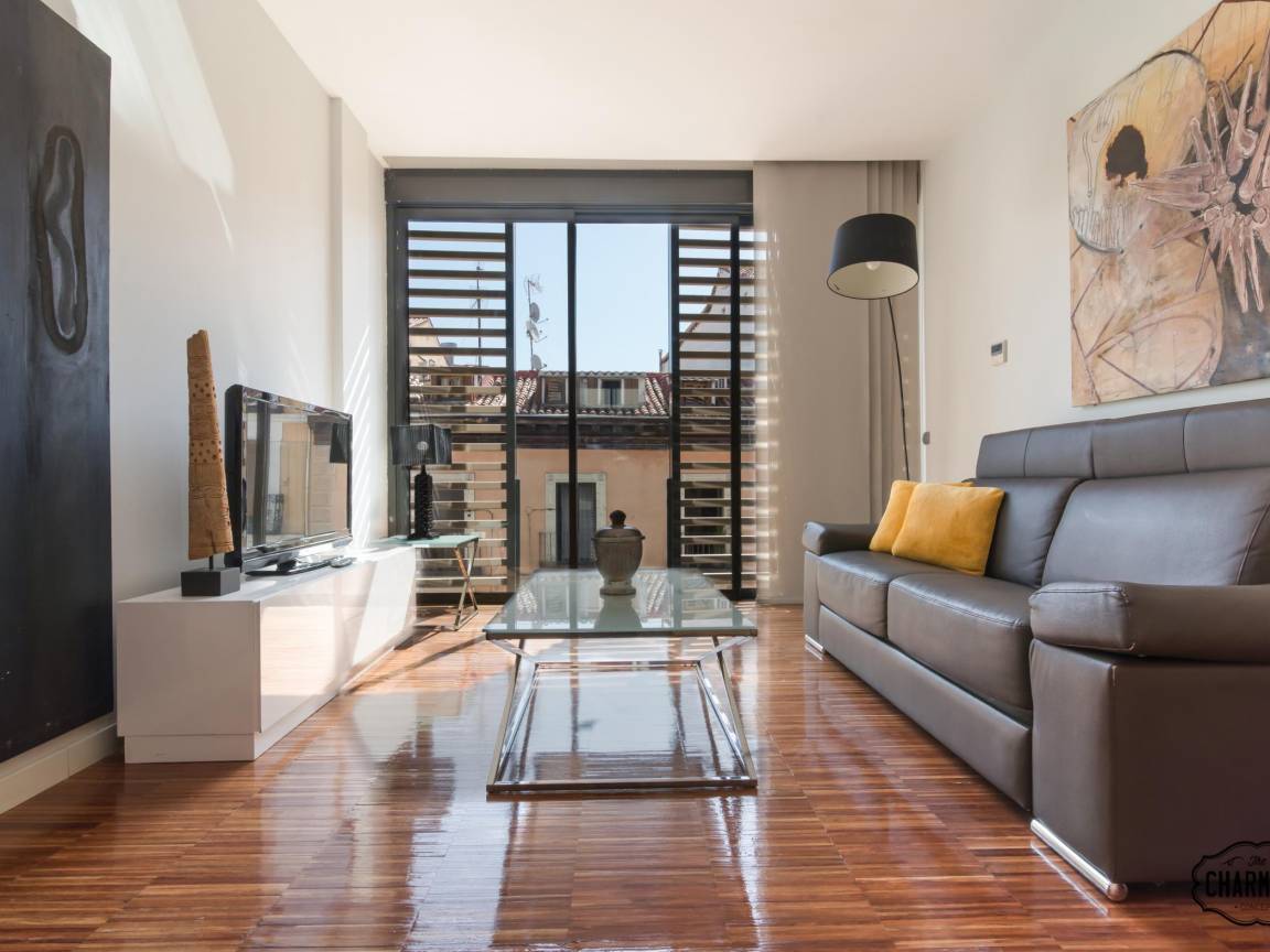 120 M² Apartamento ∙ 2 Quartos ∙ 6 Hóspedes - Madrid