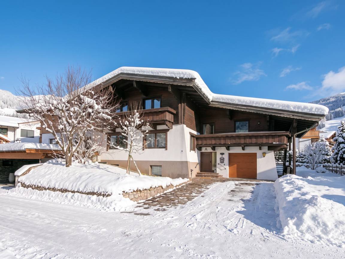 120 M² Ferienhaus ∙ 3 Schlafzimmer ∙ 7 Gäste - Ellmau