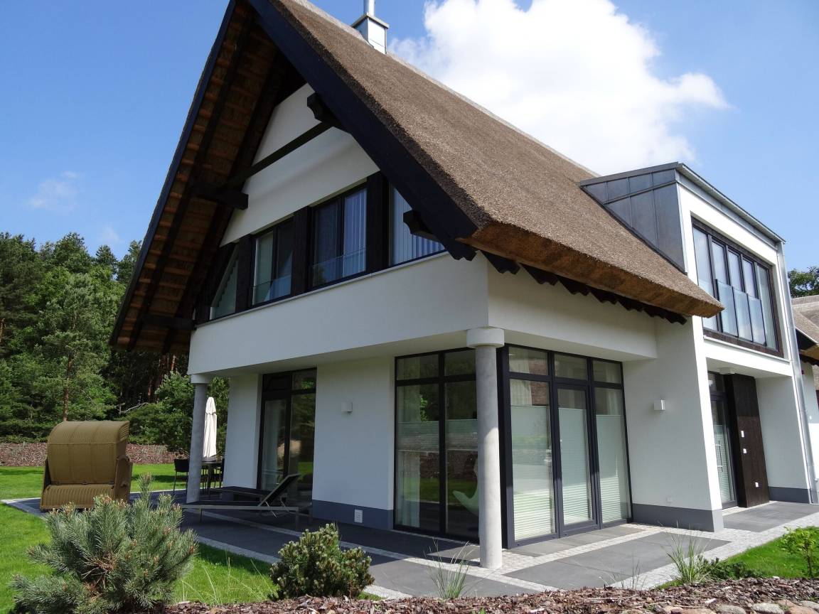 200 M² Ferienhaus ∙ 4 Schlafzimmer ∙ 8 Gäste - Karlshagen