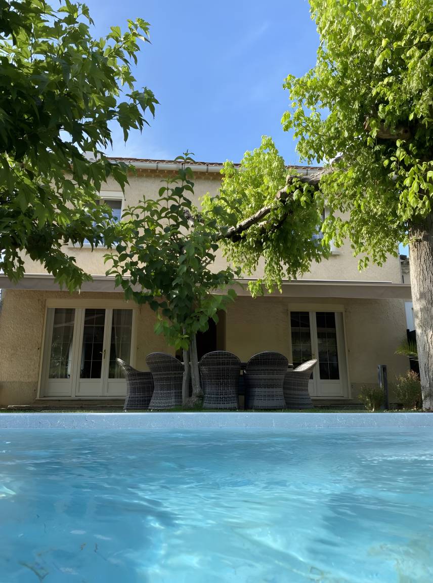 120 M² Maison De Vacances ∙ 3 Chambres ∙ 6 Personnes - Pernes-les-Fontaines
