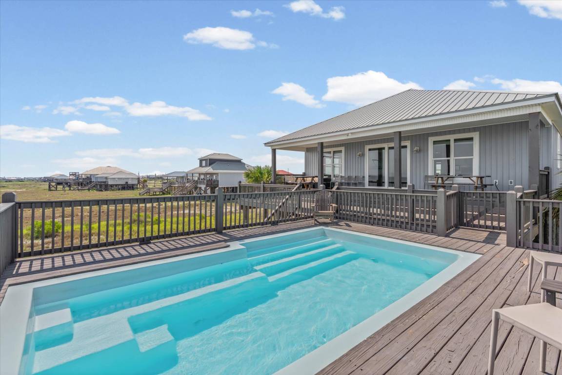 200 M² House ∙ 4 Bedrooms ∙ 12 Guests - Dauphin Island, AL