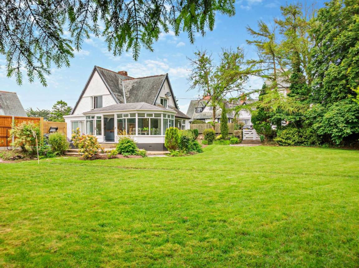 Cottage ∙ 4 Bedrooms ∙ 8 Guests - Beaumaris