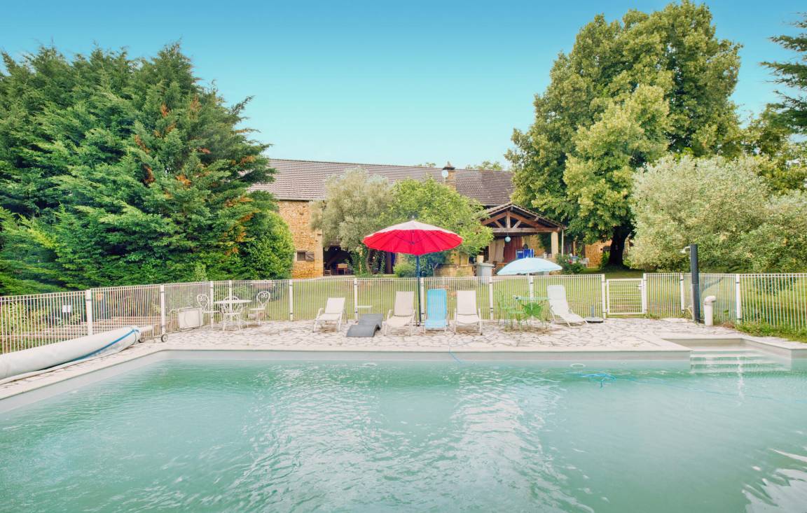 220 M² House ∙ 6 Bedrooms ∙ 15 Guests - Dordogne