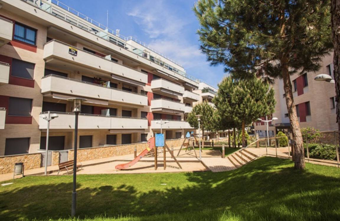 85 M² Apartamento ∙ 3 Habitaciones ∙ 7 Huéspedes - Lloret de Mar