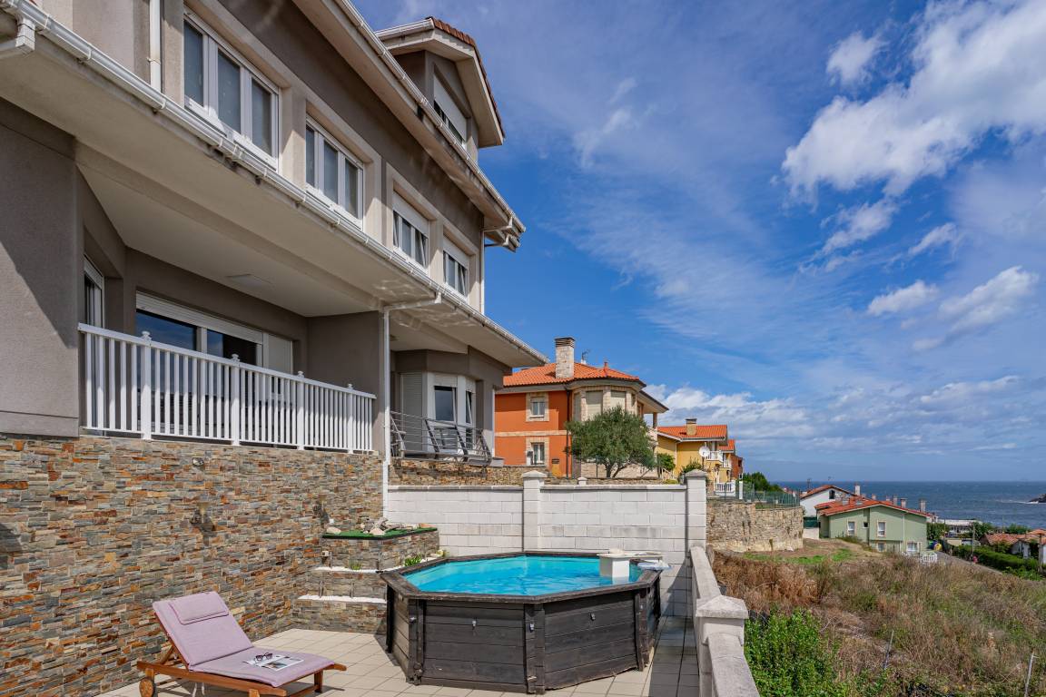 230 M² Casa ∙ 4 Habitaciones ∙ 10 Huéspedes - Avilés