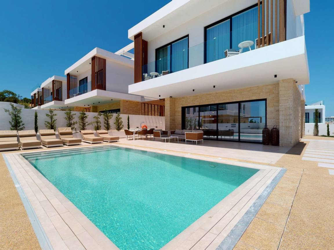404 M² Casa ∙ 4 Habitaciones ∙ 8 Huéspedes - Ayia Napa