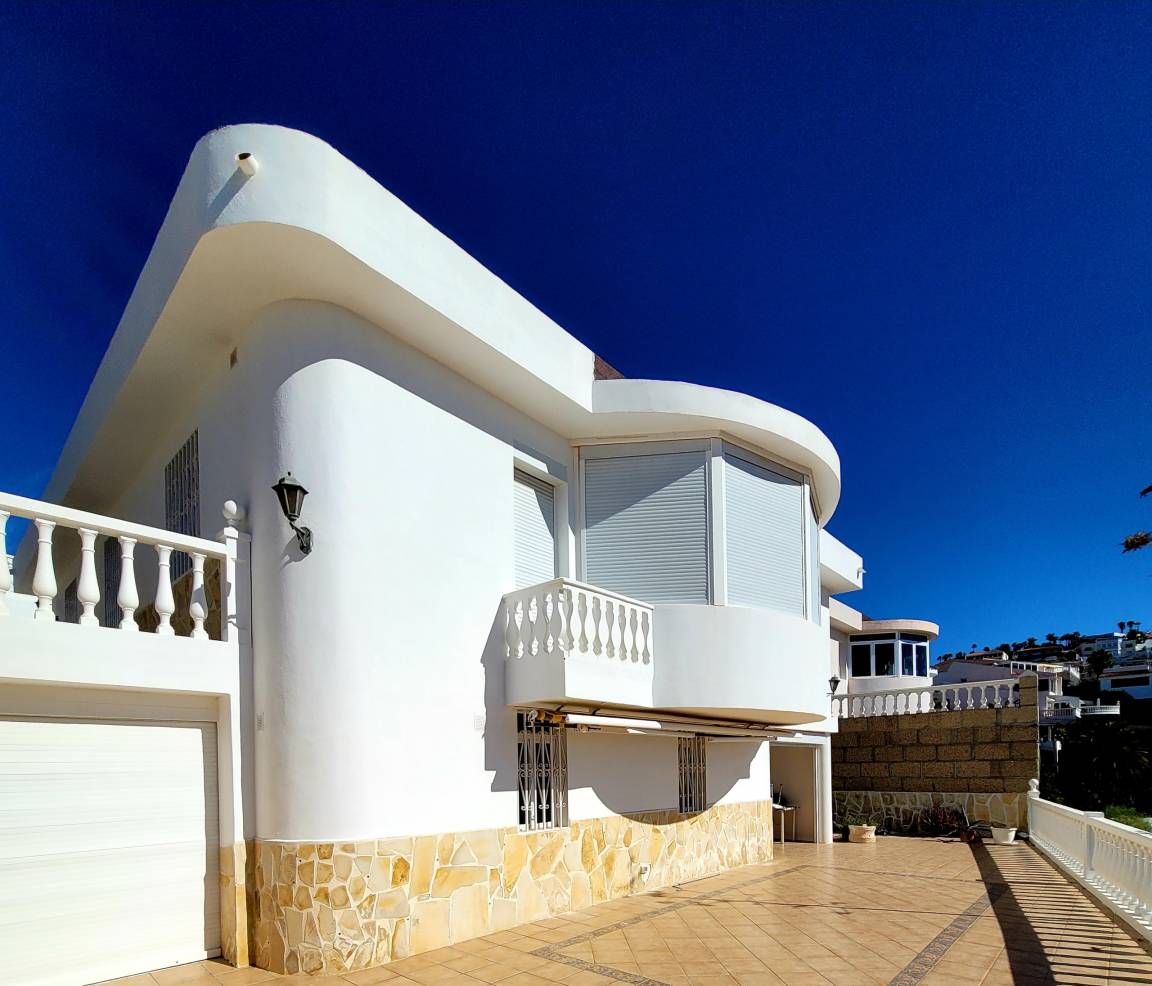 120 M² House ∙ 3 Bedrooms ∙ 6 Guests - Playa de las Américas