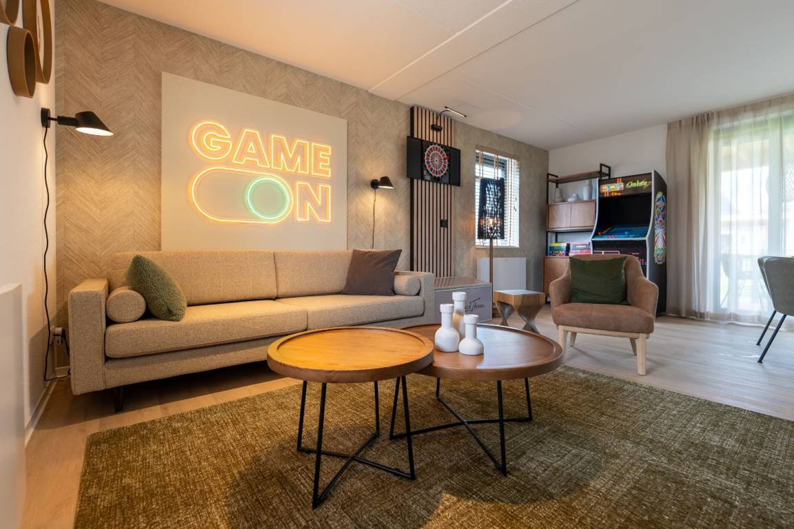 100 M² Villa ∙ 2 Bedrooms ∙ 4 Guests - Roermond