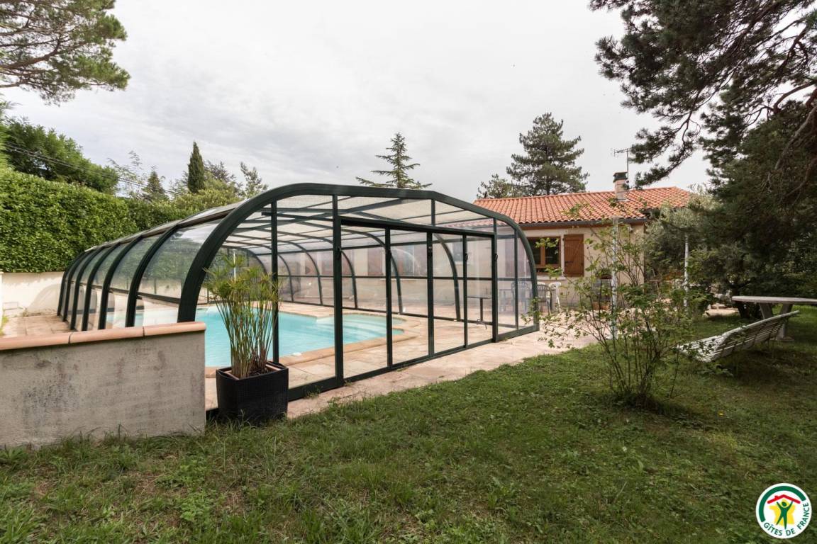 135 M² Gîte ∙ 3 Chambres ∙ 6 Personnes - Revel
