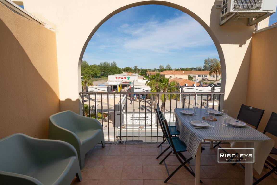 27 M² Appartement ∙ 2 Chambres ∙ 5 Personnes - Vias