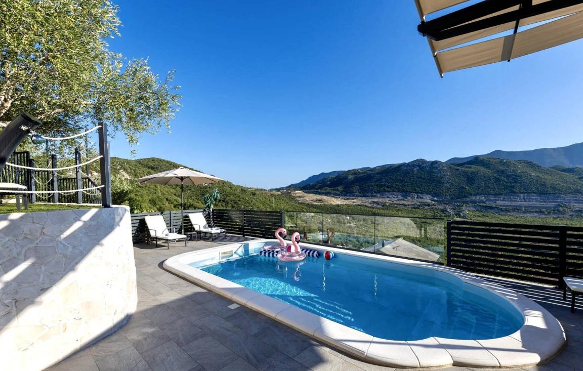 200 M² Ferienhaus ∙ 2 Schlafzimmer ∙ 6 Gäste - Vrgorac