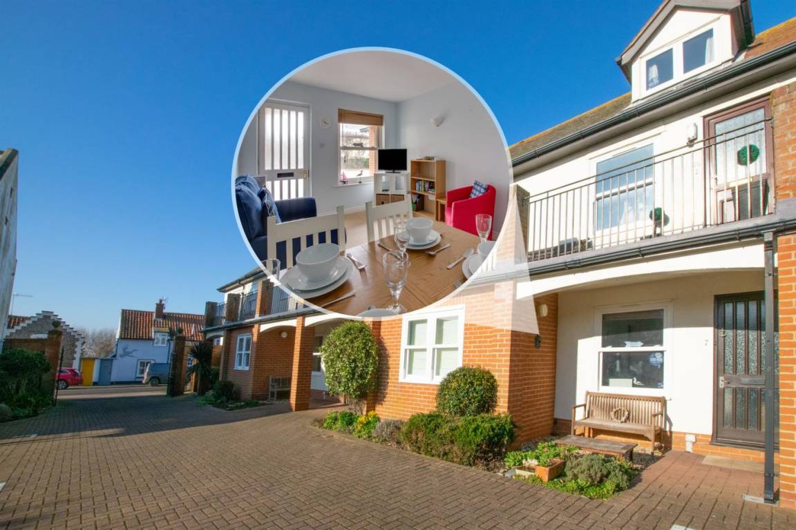 Apartment ∙ 2 Bedrooms ∙ 3 Guests - Aldeburgh