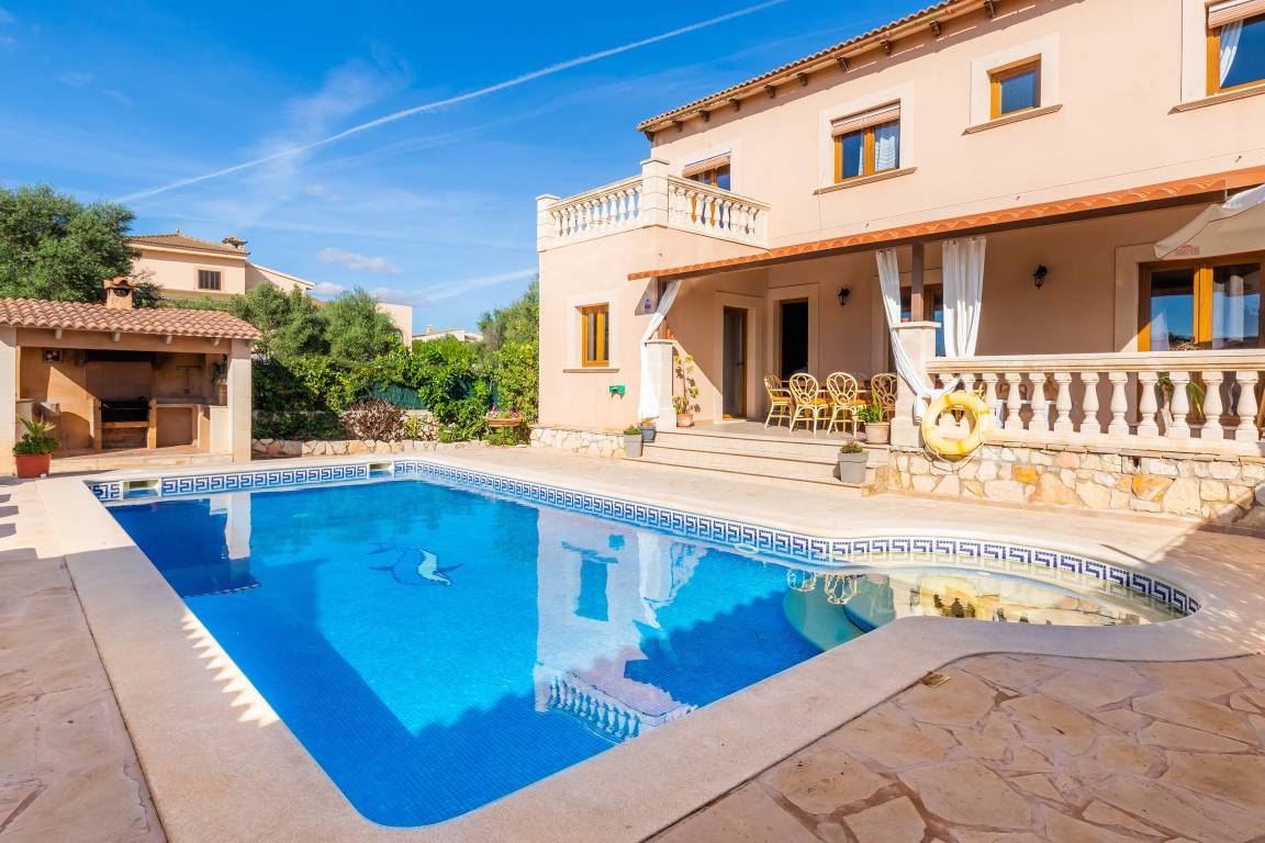 200 M² Ferienhaus ∙ 5 Schlafzimmer ∙ 10 Gäste - Cala d’Or