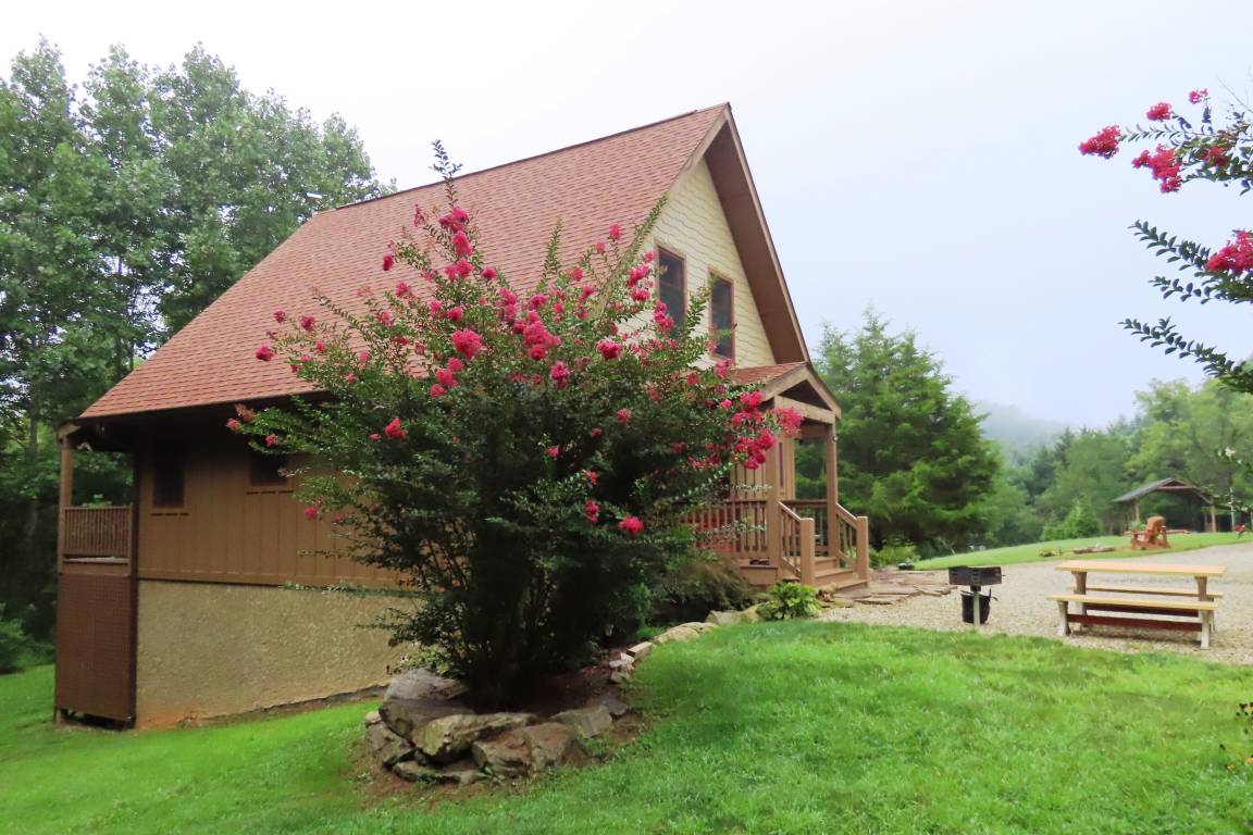 95 M² House ∙ 1 Bedroom ∙ 2 Guests - Cherokee, NC
