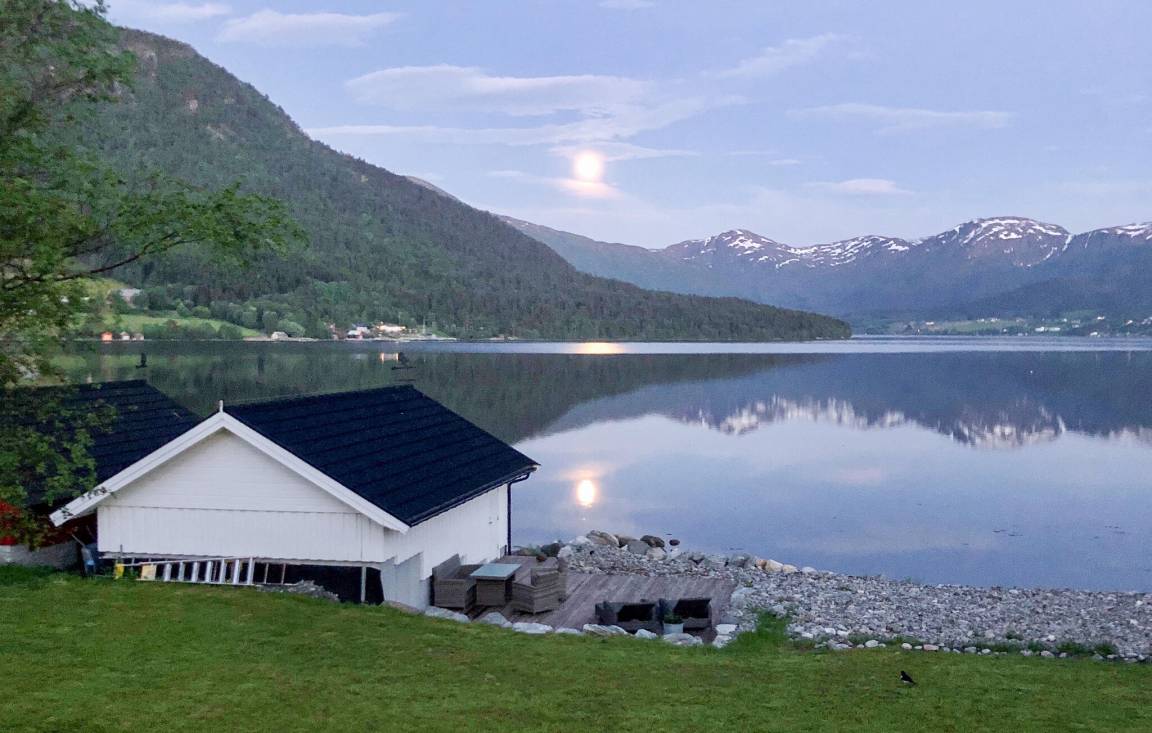 85 M² House ∙ 2 Bedrooms ∙ 4 Guests - Molde