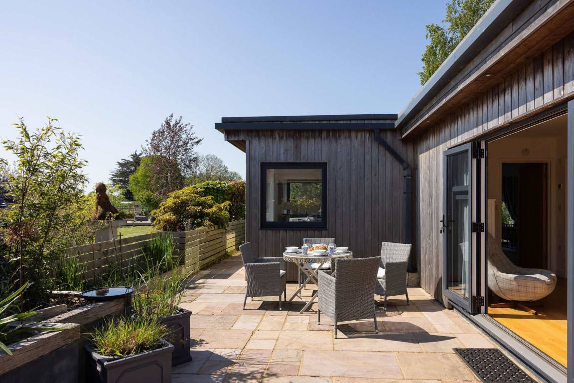 House ∙ 1 Bedroom ∙ 4 Guests - Hayling Island