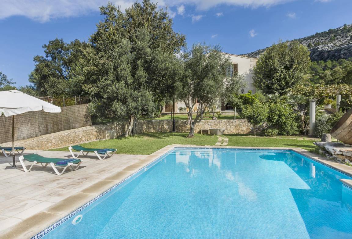 Villa ∙ 7 Bedrooms ∙ 14 Guests - Búger