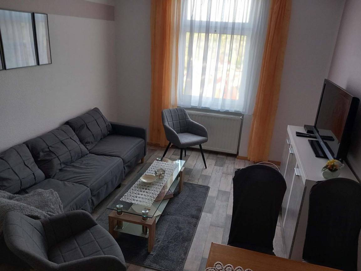 59 M² Ferienwohnung ∙ 2 Schlafzimmer ∙ 4 Gäste - Bad Sulza