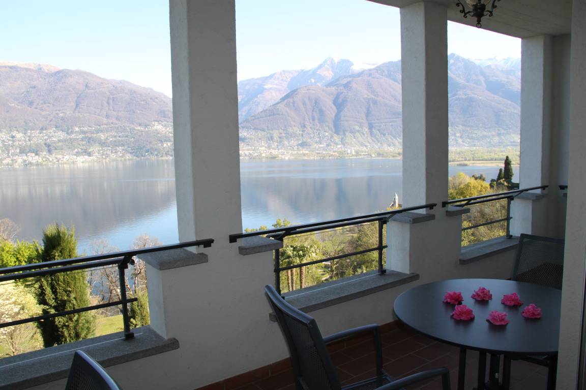 71 M² Ferienwohnung ∙ 1 Schlafzimmer ∙ 4 Gäste - Locarno