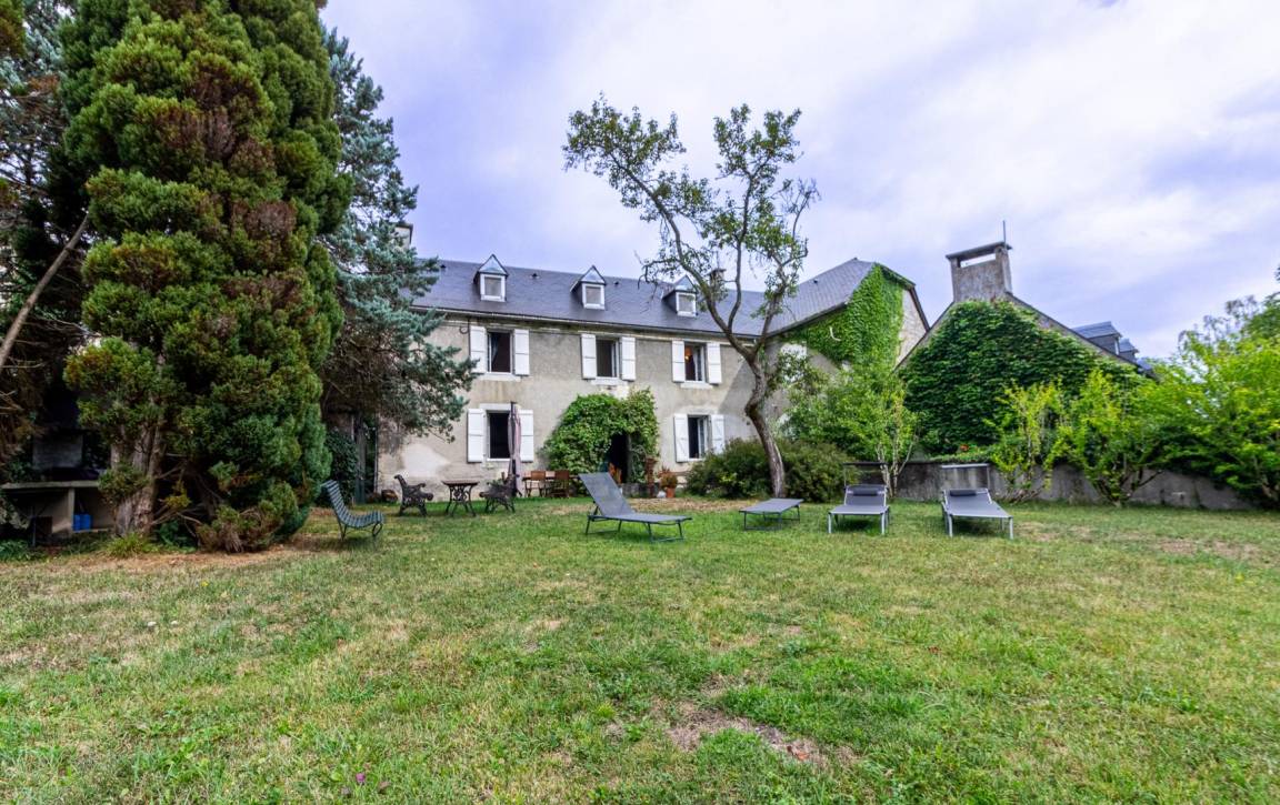 125 M² Gîte ∙ 3 Chambres ∙ 5 Personnes - Lannemezan