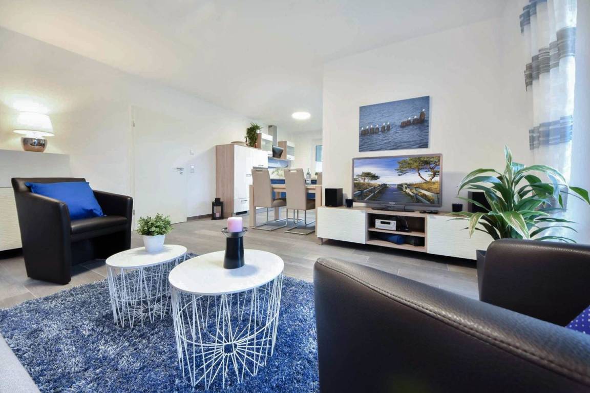 79 M² Ferienwohnung ∙ 2 Schlafzimmer ∙ 5 Gäste - Korswandt