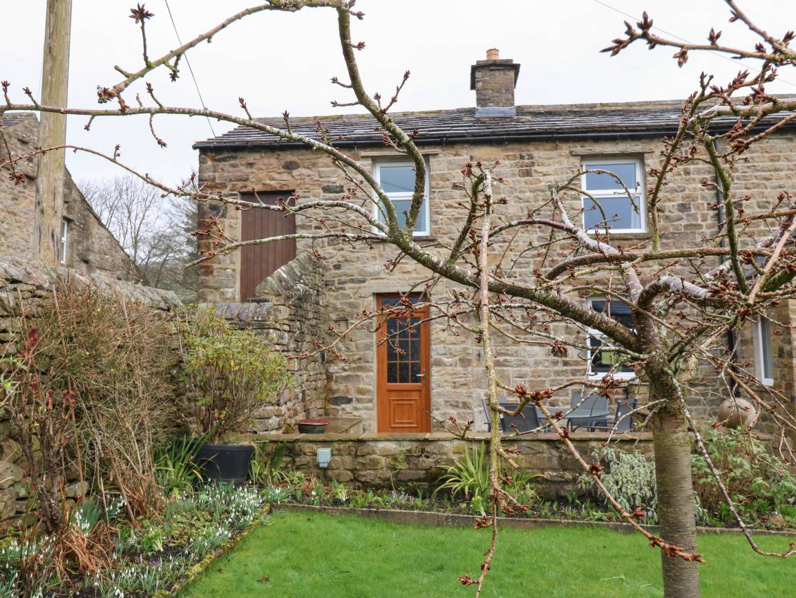 Cottage ∙ 2 Bedrooms ∙ 4 Guests - Askrigg
