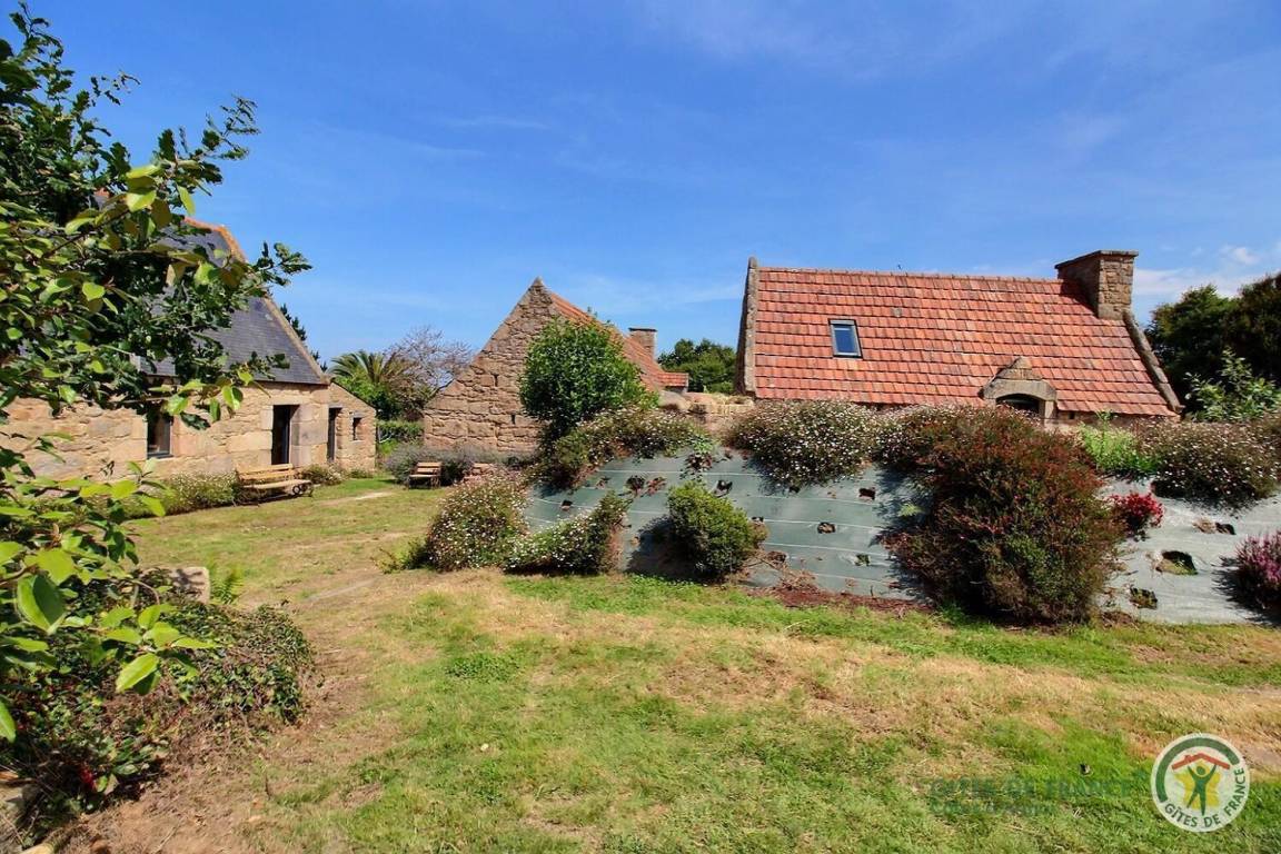110 M² Gîte ∙ 4 Chambres ∙ 8 Personnes - Lannion