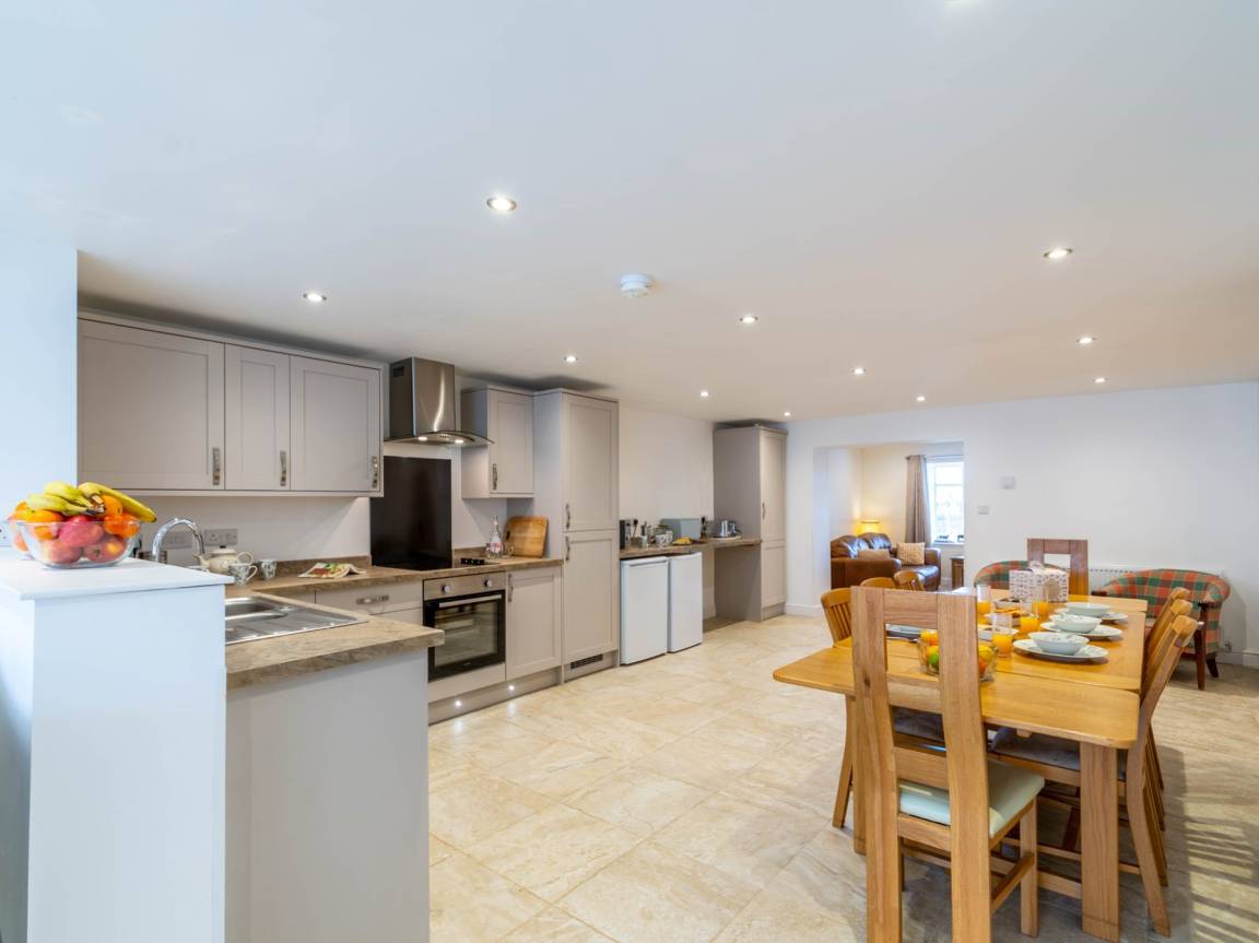 Cottage ∙ 4 Bedrooms ∙ 8 Guests - Driffield