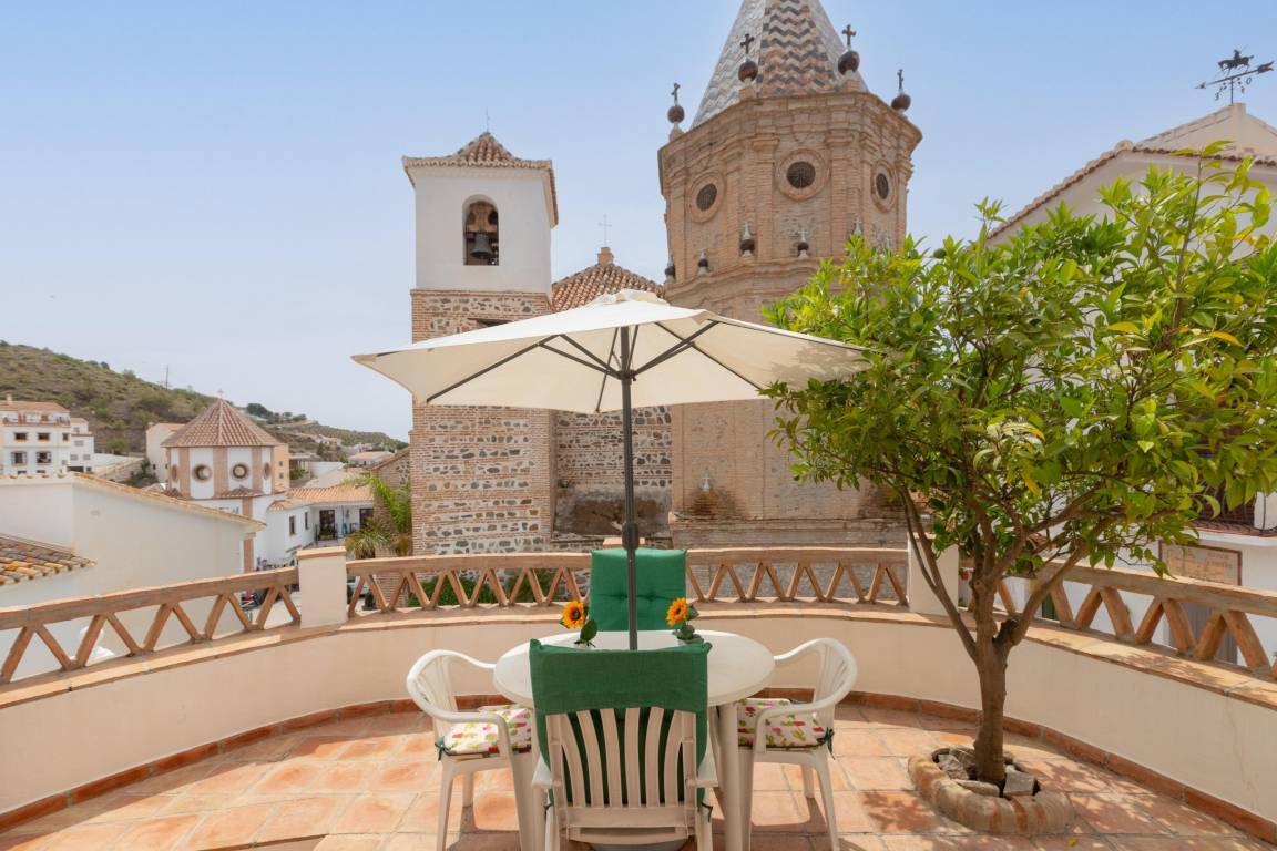 84 M² Chalet ∙ 2 Chambres ∙ 4 Personnes - Comares