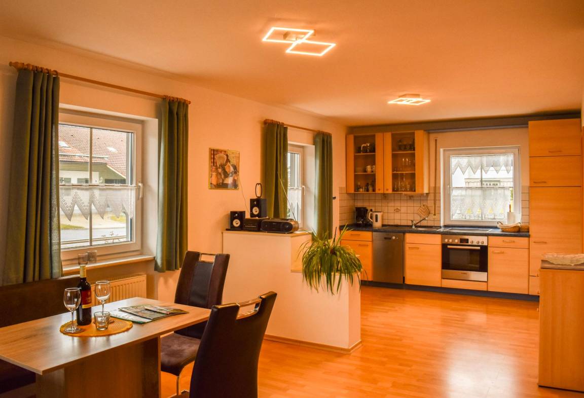 100 M² Ferienwohnung ∙ 2 Schlafzimmer ∙ 5 Gäste - Lohberg
