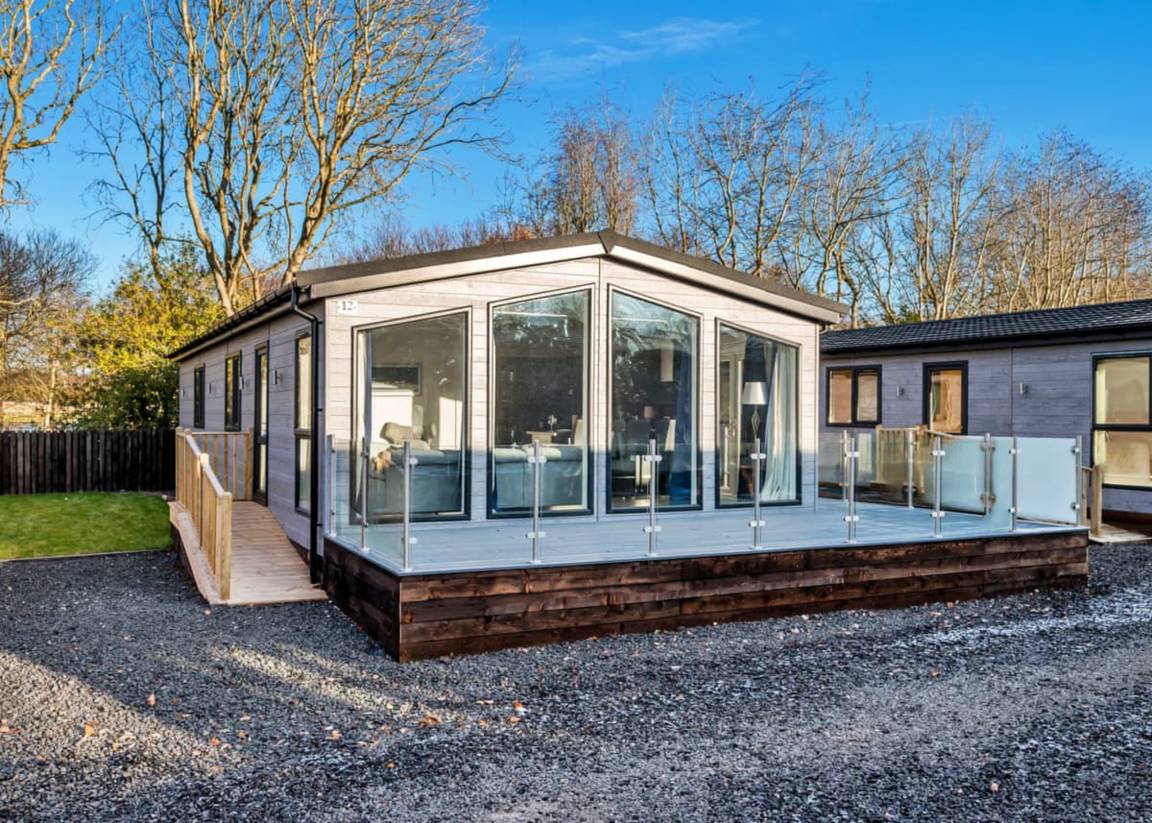 60 M² Chalet ∙ 3 Bedrooms ∙ 6 Guests - Fife