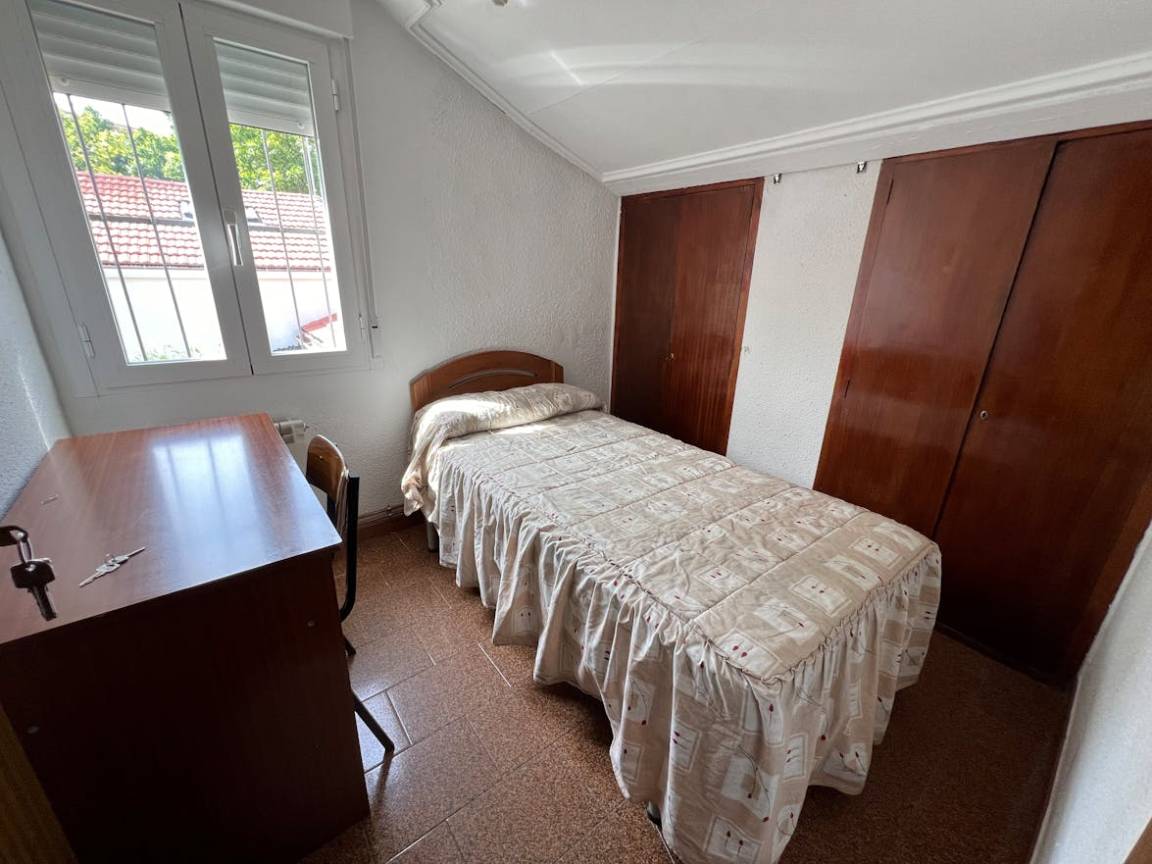 250 M² Chambre Privée ∙ 1 Chambre ∙ 1 Personne - Saragosse