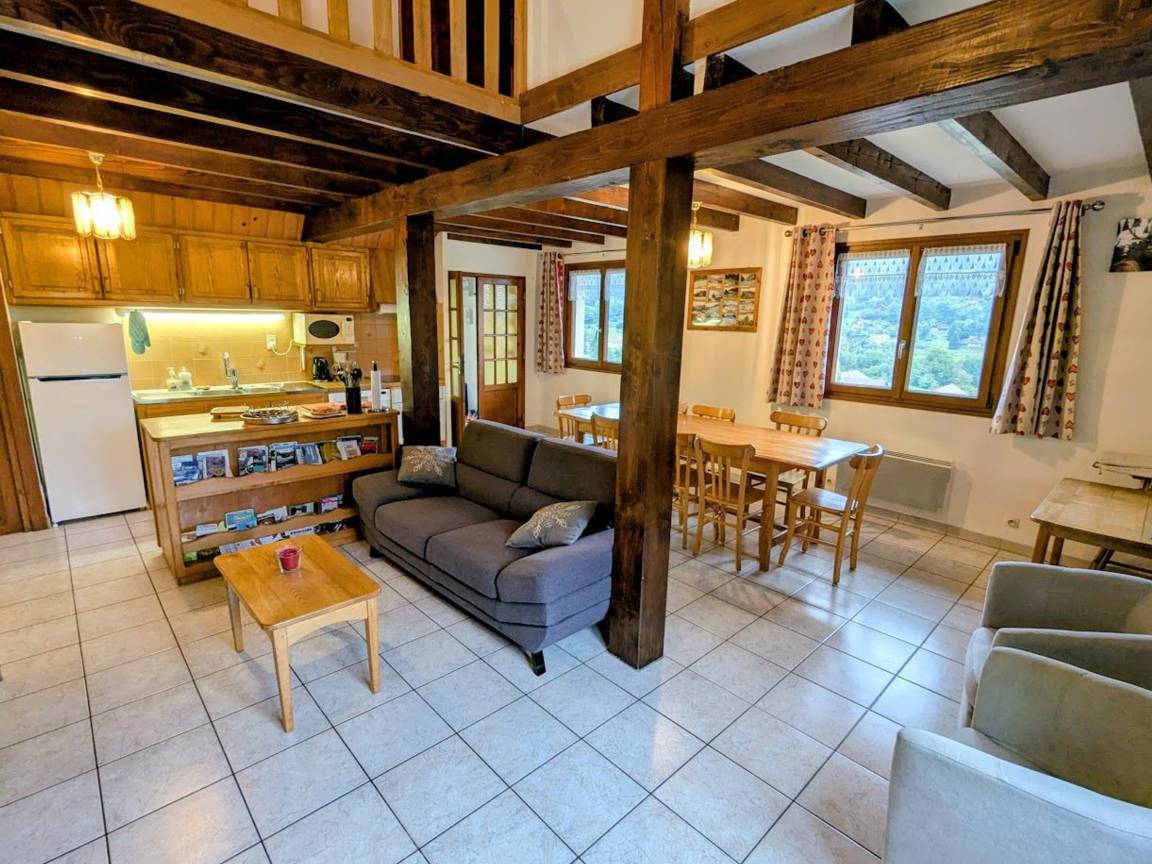 73 M² Cottage ∙ 3 Bedrooms ∙ 6 Guests - Alps