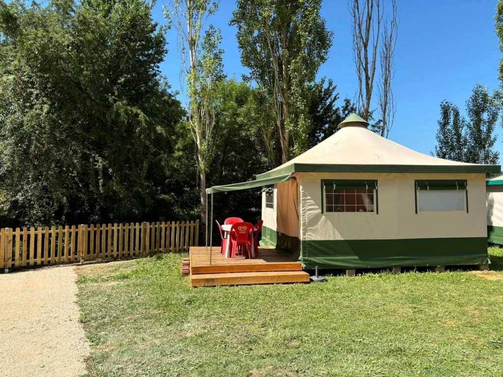 20 M² Tent ∙ 2 Bedrooms ∙ 4 Guests - Ariege