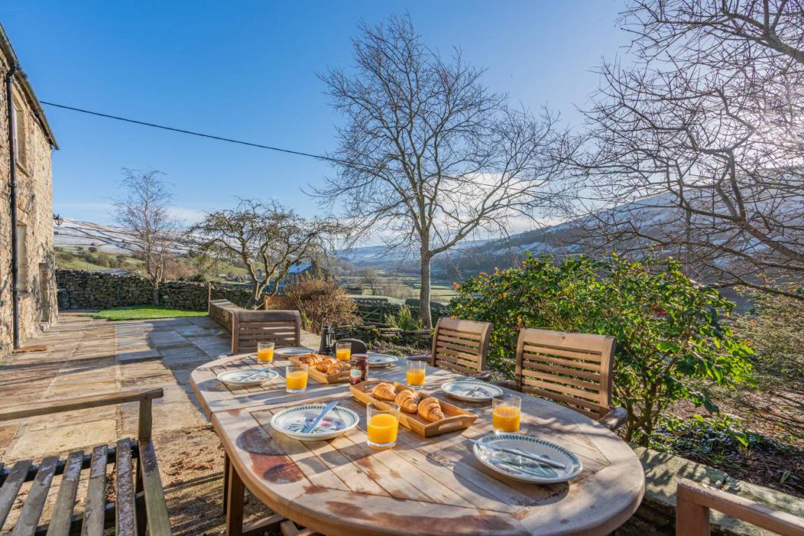 Cottage ∙ 2 Bedrooms ∙ 6 Guests - Askrigg