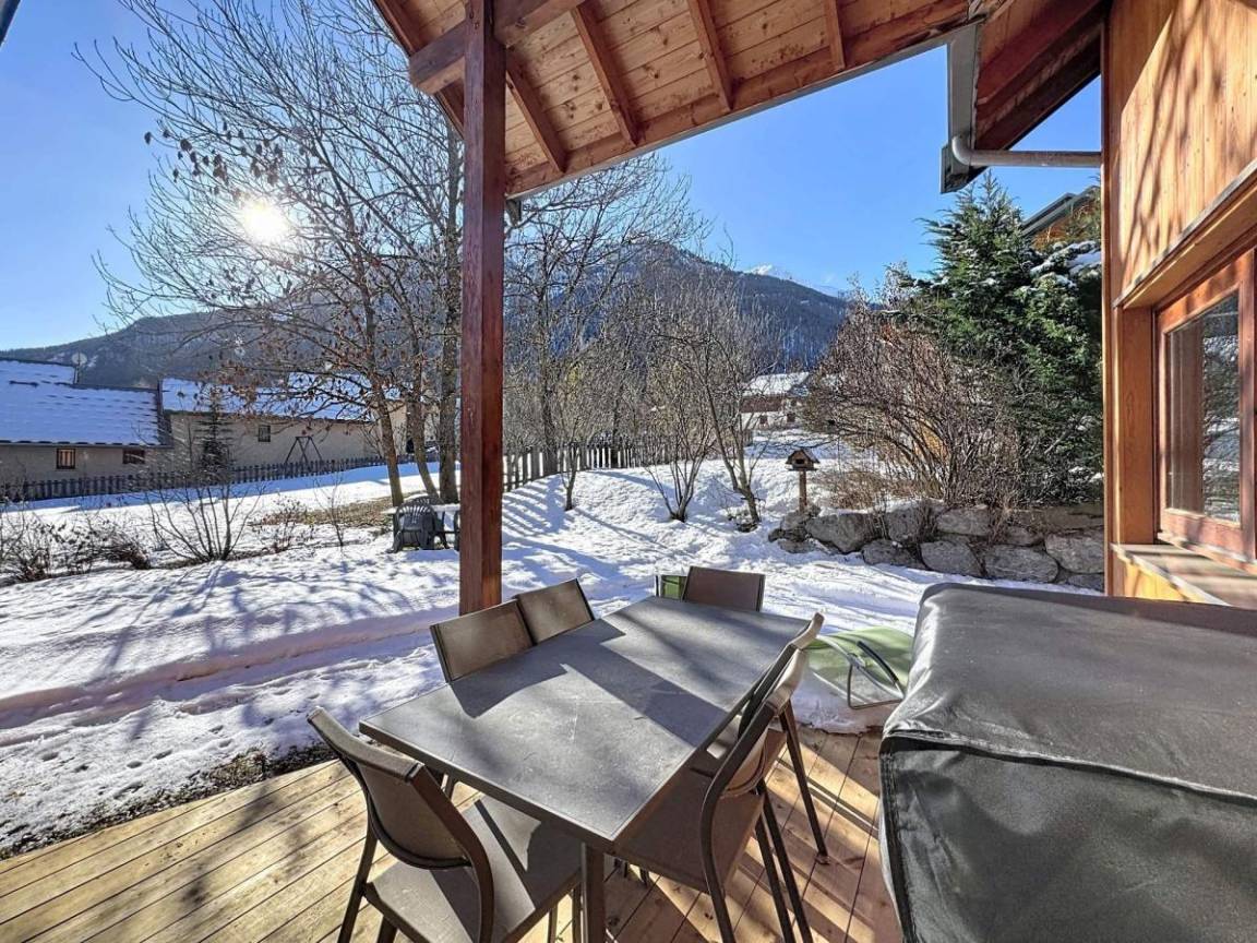 160 M² Chalet ∙ 2 Bedrooms ∙ 6 Guests - Serre Chevalier