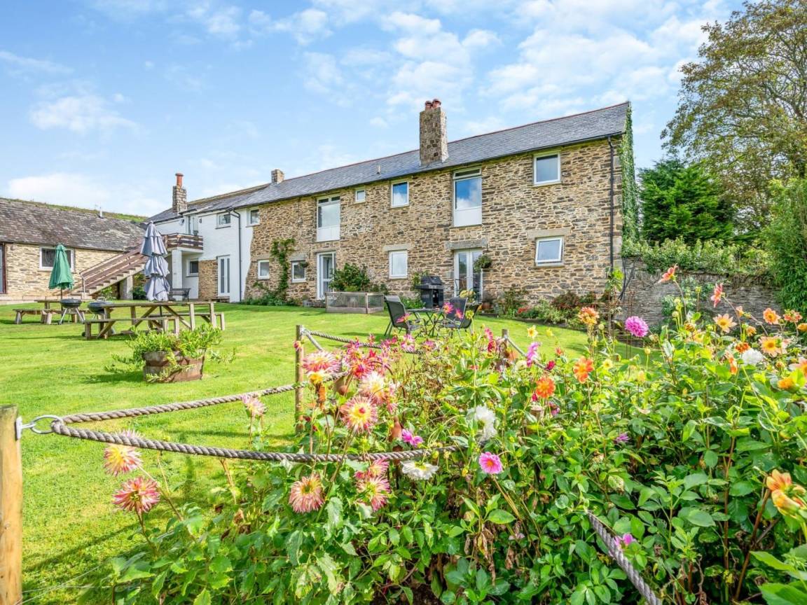 Apartment ∙ 2 Bedrooms ∙ 5 Guests - Polperro