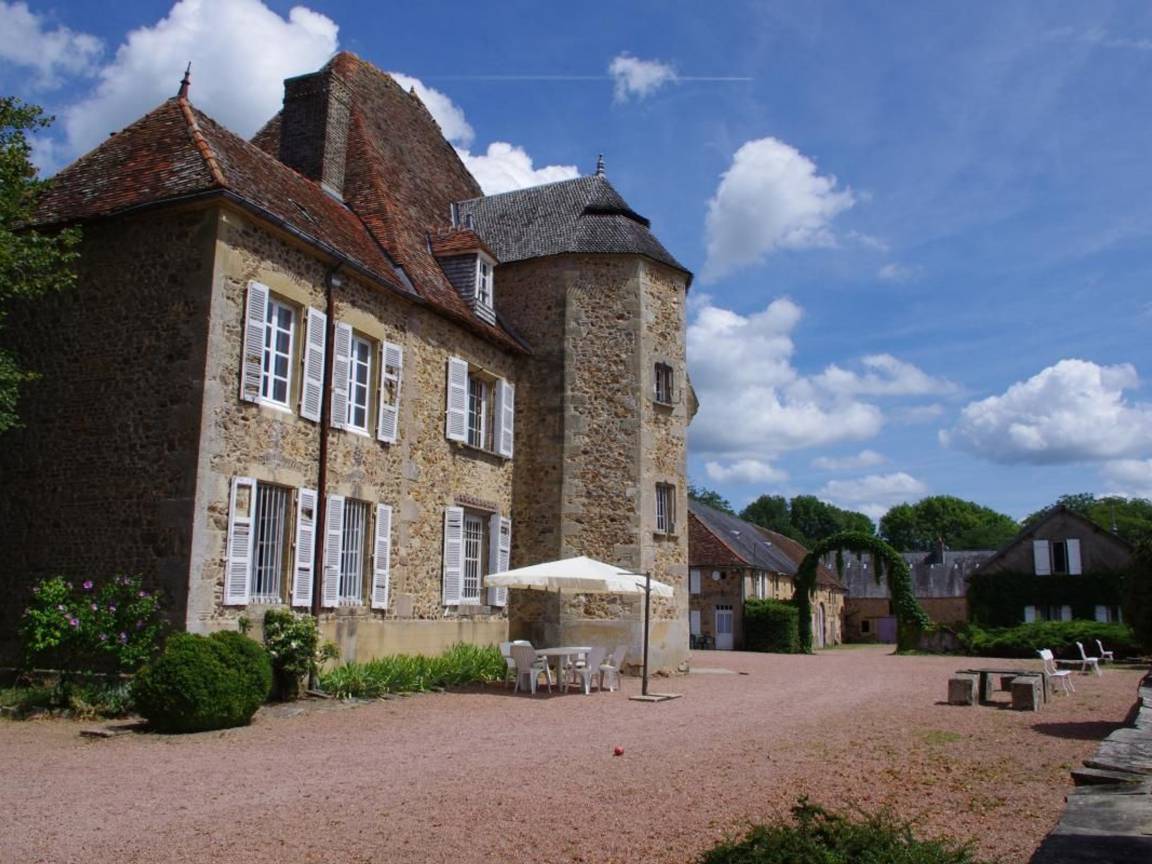 150 M² Cottage ∙ 3 Chambres ∙ 6 Personnes - Nièvre