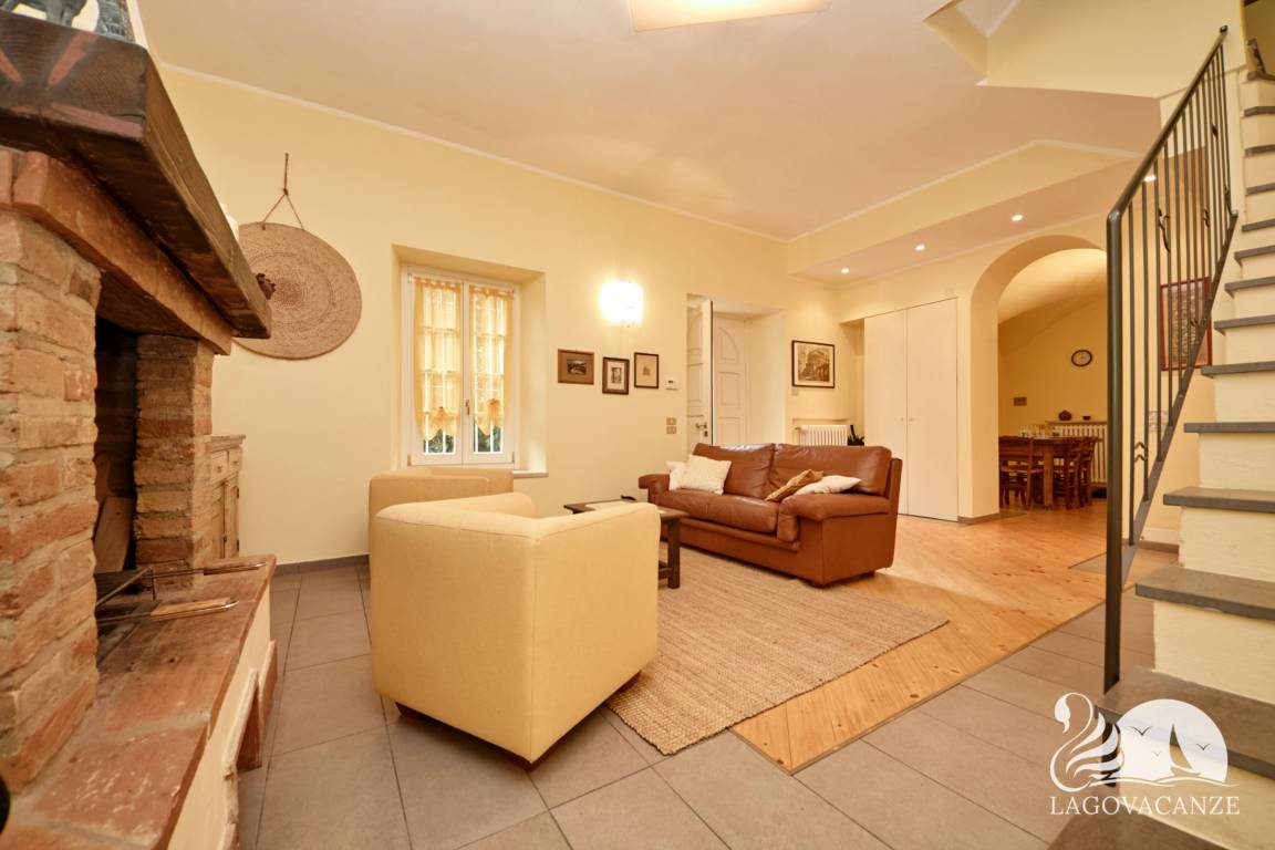 180 M² Apartment ∙ 3 Bedrooms ∙ 8 Guests - Sirmione