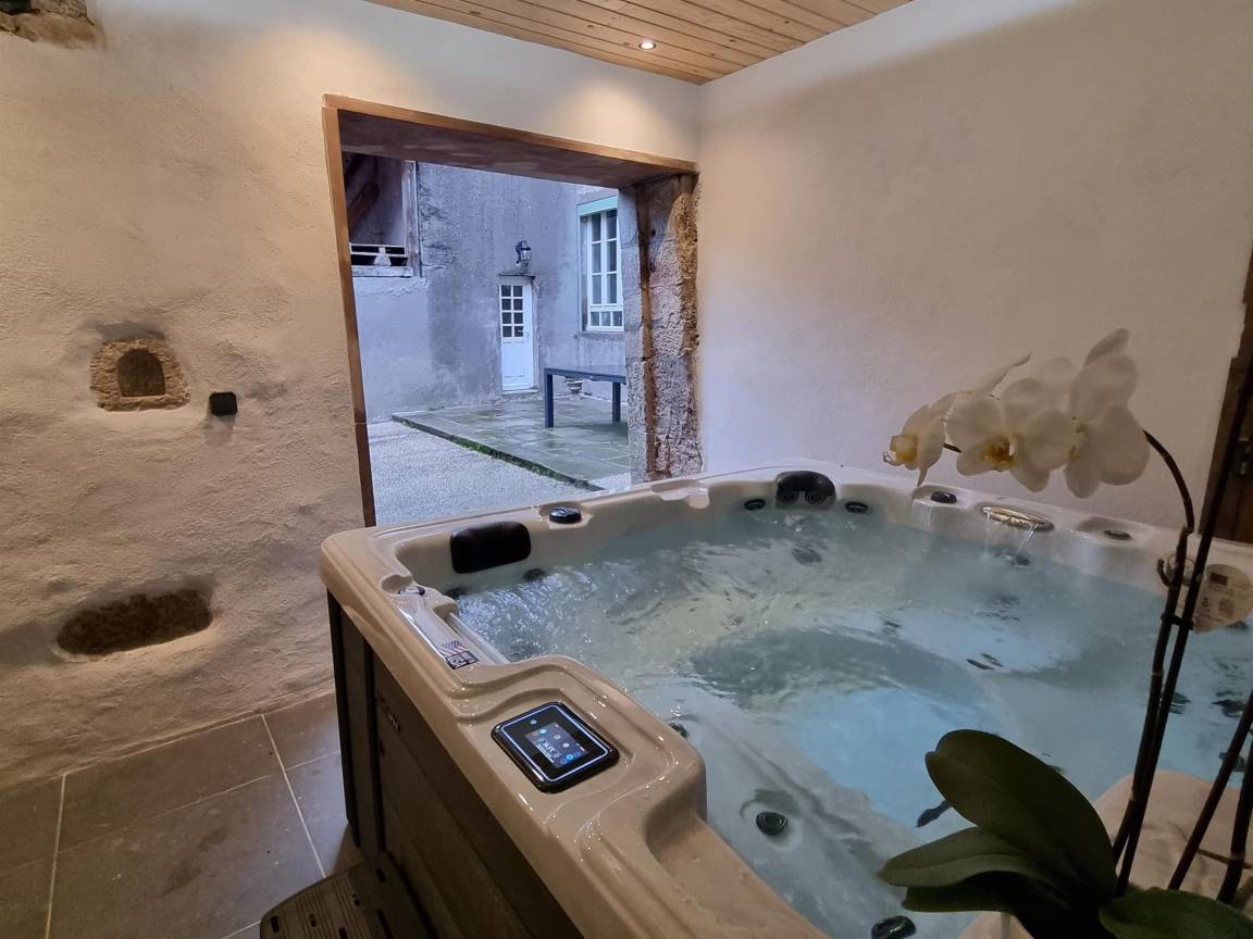 180 M² Cottage ∙ 4 Bedrooms ∙ 12 Guests - Alps