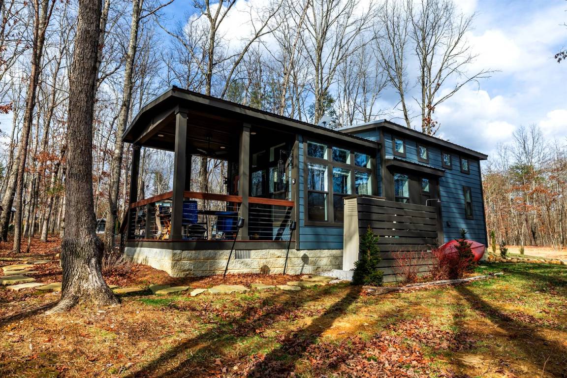 Talo ∙ 1 Makuuhuone ∙ 5 Vierasta - Bonnaroo Music And Art Festival