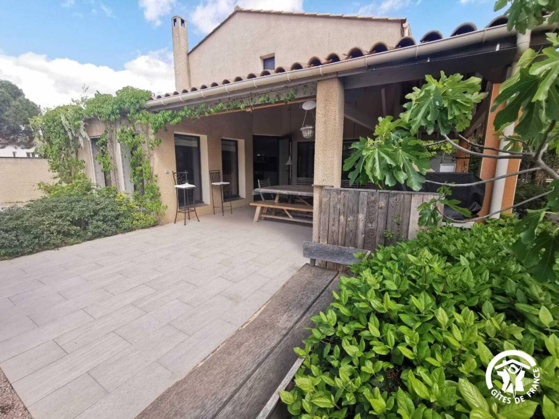 180 M² Gîte ∙ 5 Chambres ∙ 10 Personnes - Hérault