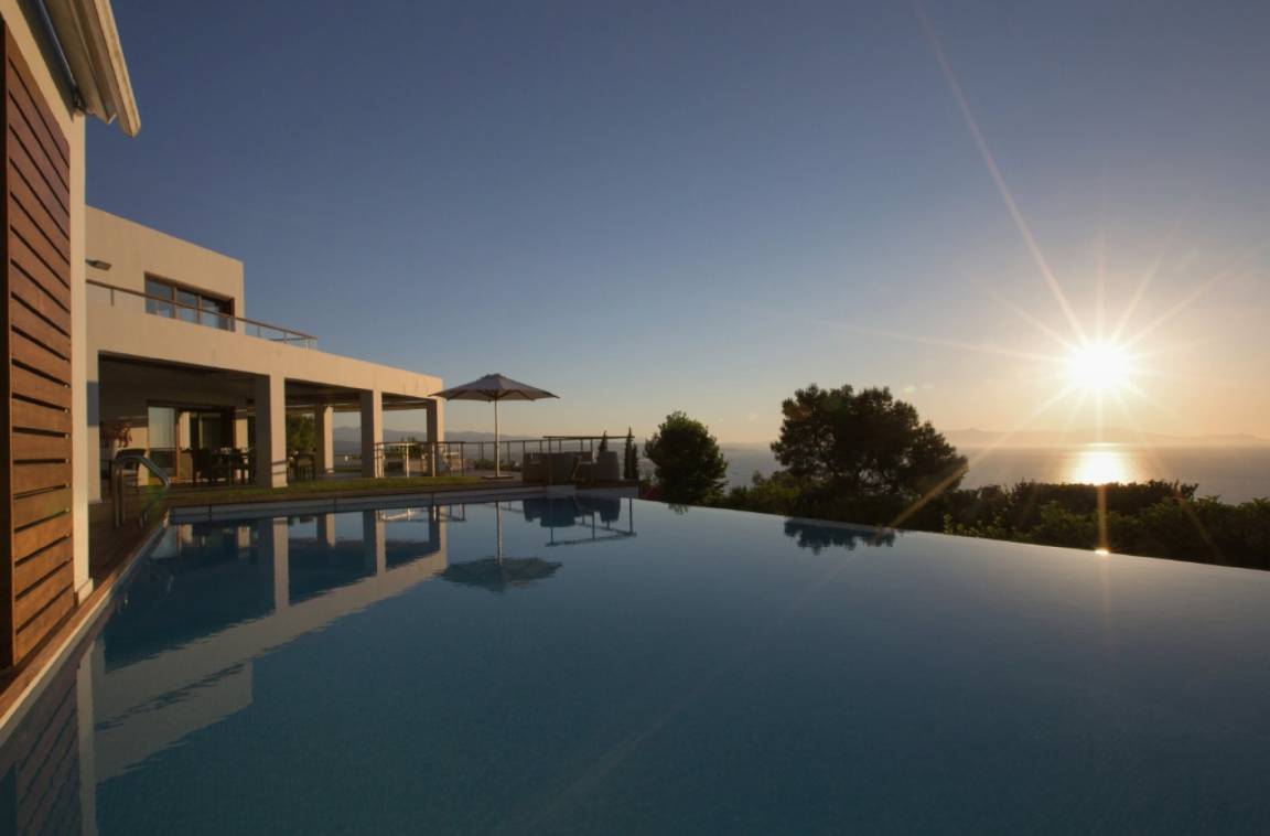 Villa ∙ 6 Bedrooms ∙ 12 Guests - Chania