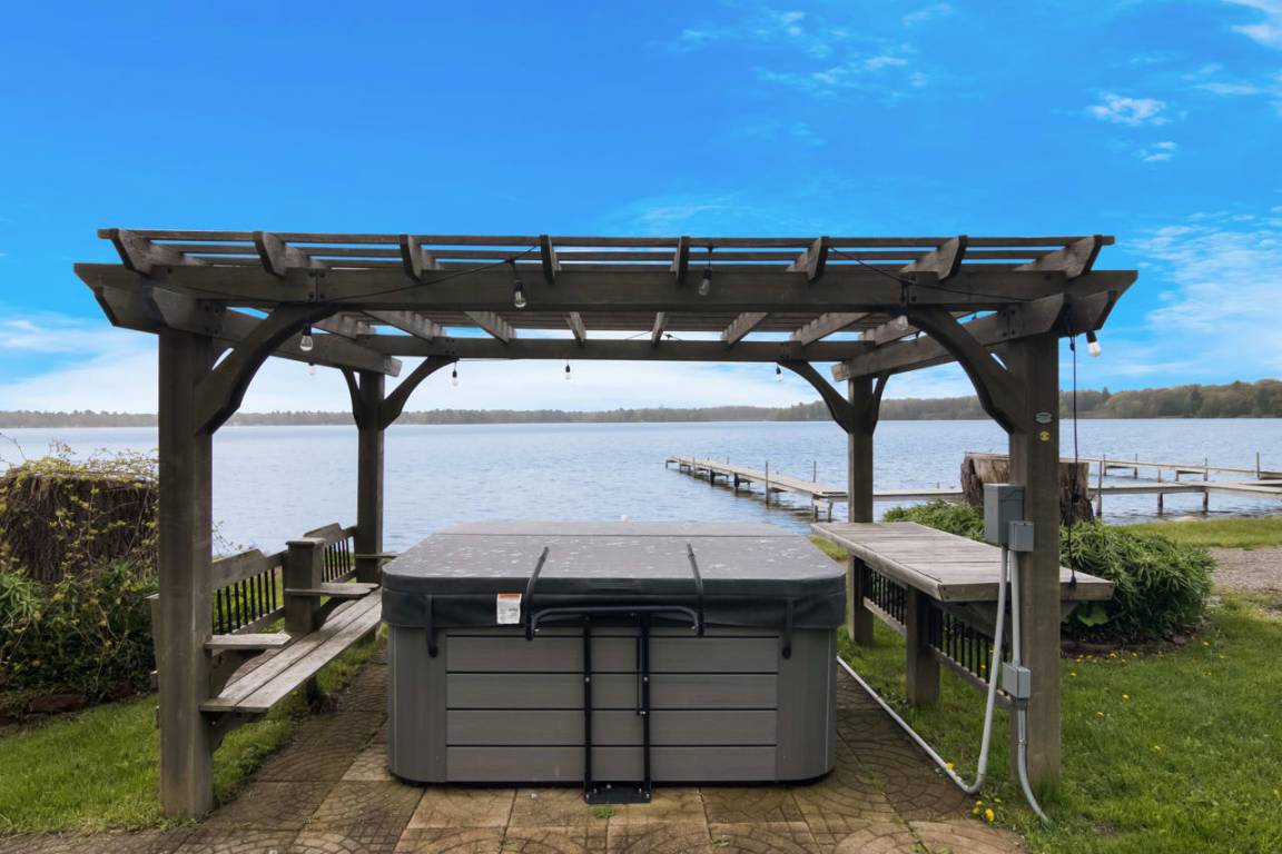 111 M² 一軒家 ∙ 寝室: 3 ∙ ゲスト8 人 - ミシガン州