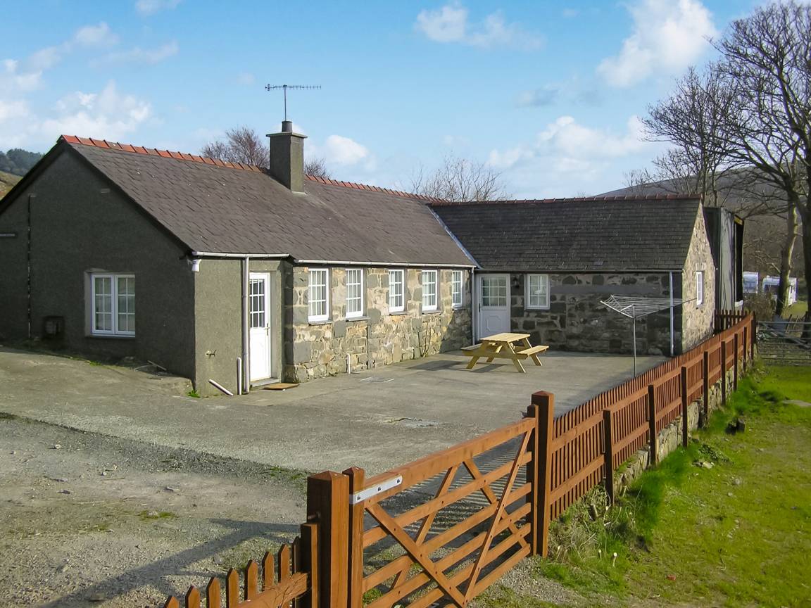 Cottage ∙ 3 Bedrooms ∙ 6 Guests - Morfa Nefyn