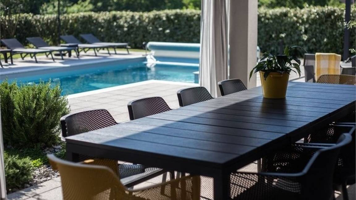 220 M² Ferienhaus ∙ 4 Schlafzimmer ∙ 8 Gäste - Opatija