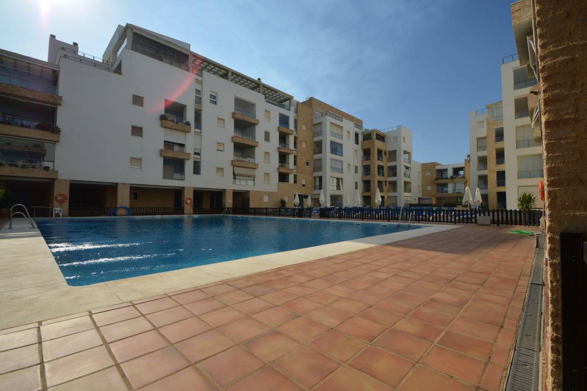 90 M² Apartamento ∙ 2 Habitaciones ∙ 5 Huéspedes - Isla Cristina